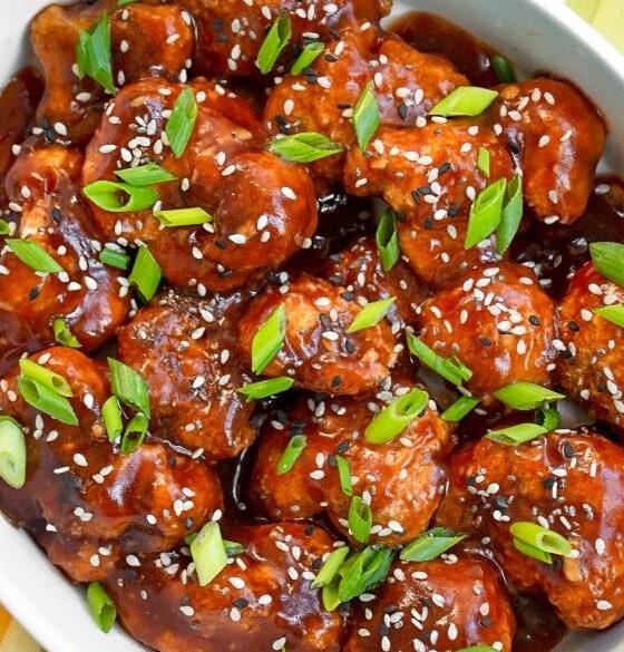 Sticky Sesame Cauliflower (Better than Takeouts!)