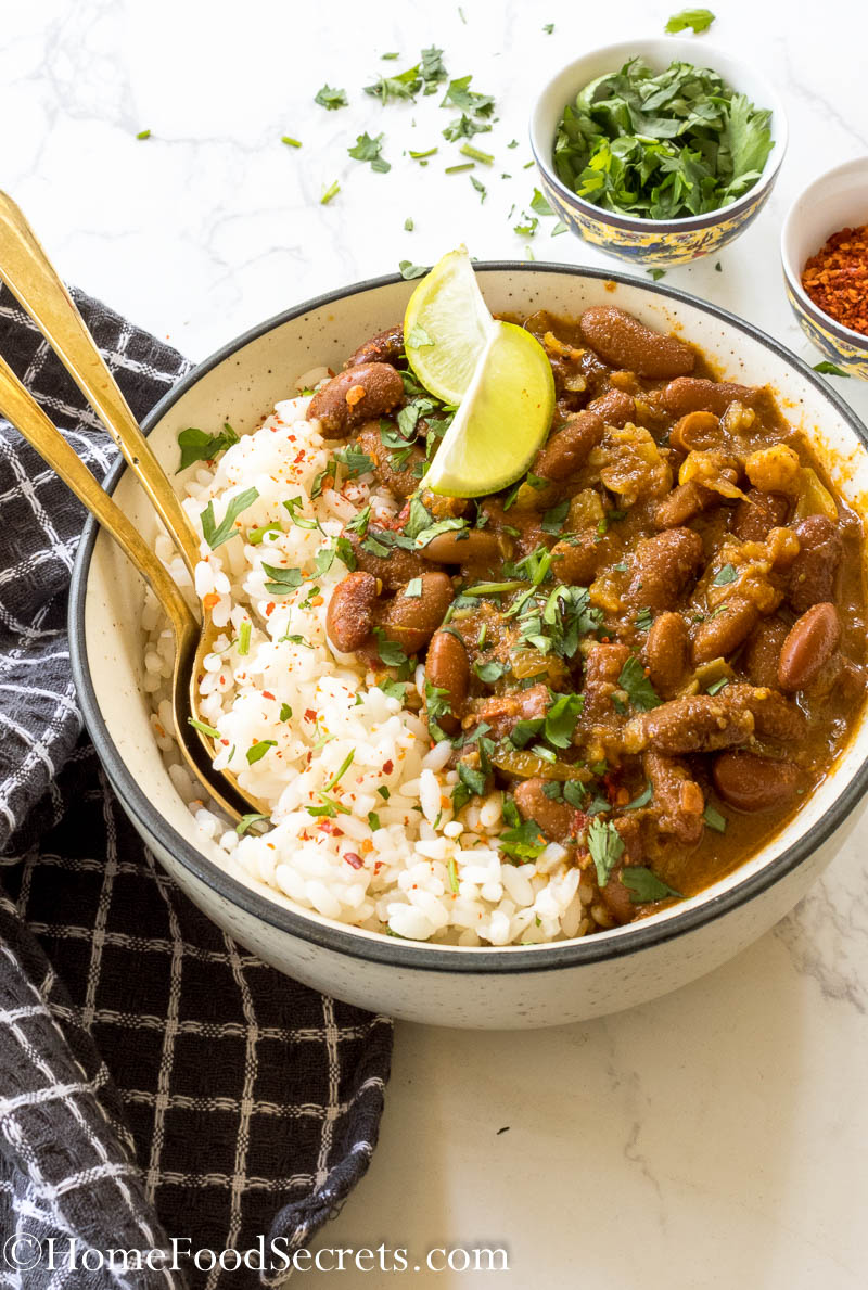 Red Kidney Beans Curry, Indian Rajma Masala - Magenta Streaks